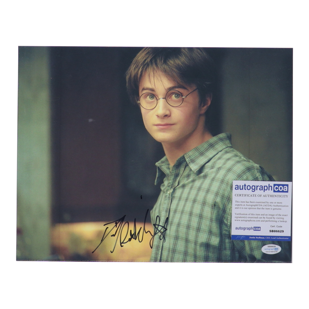 Daniel Radcliffe Signed "Harry Potter" 11x14 Photo (ACOA) | Pristine ...