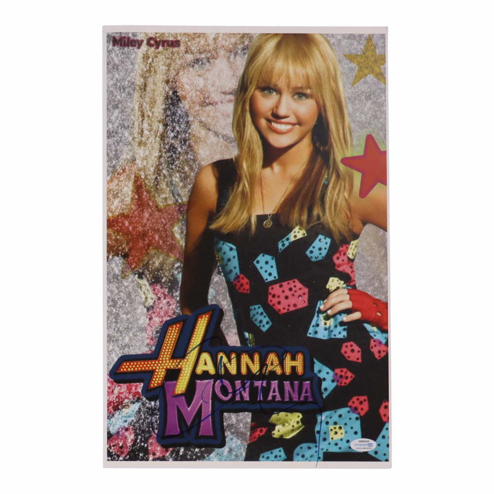 Miley Cyrus Signed "Hannah Montana" 11x17 Photo (ACOA) | Pristine Auction