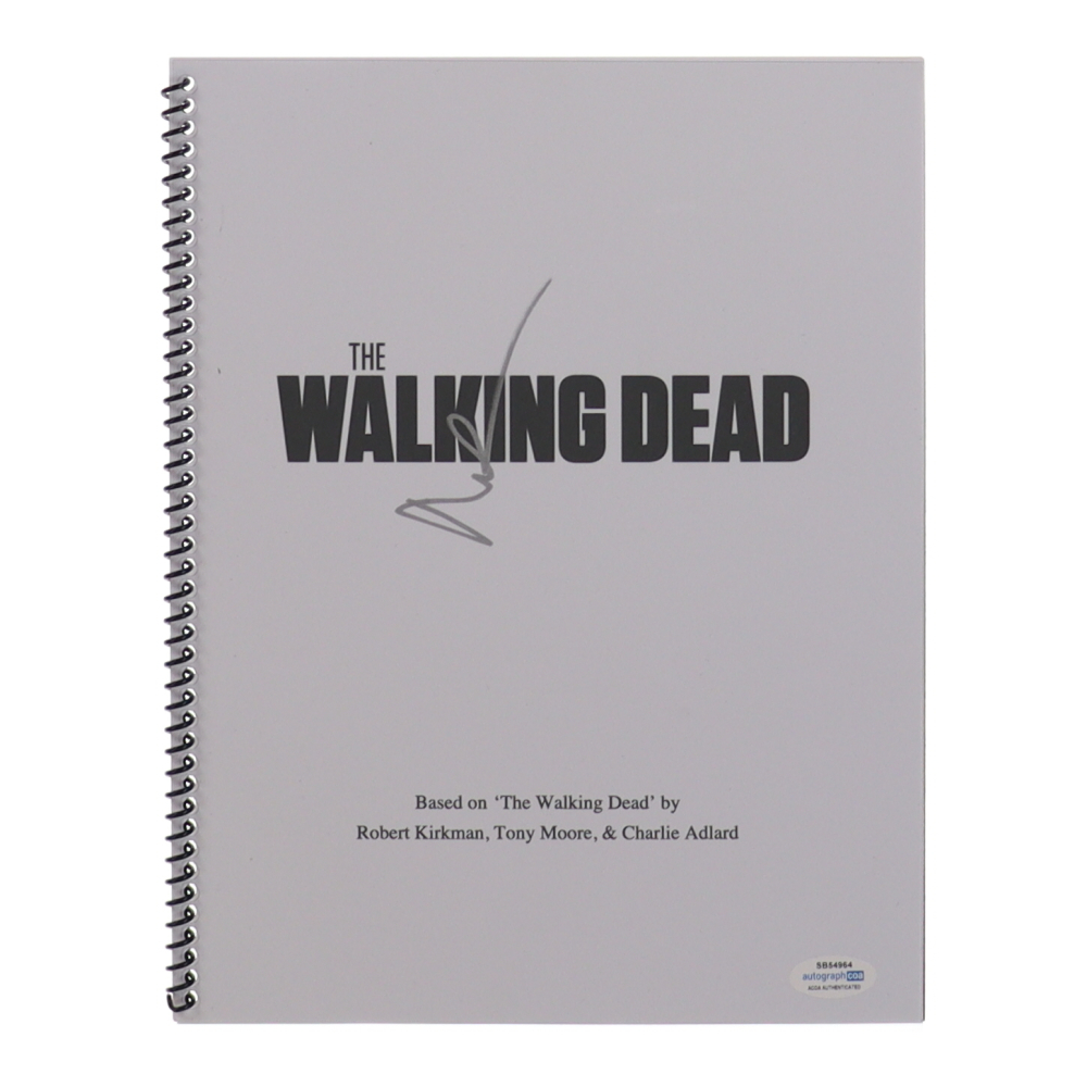 Norman Reedus Signed "The Walking Dead" Series Script (AutographCOA ...