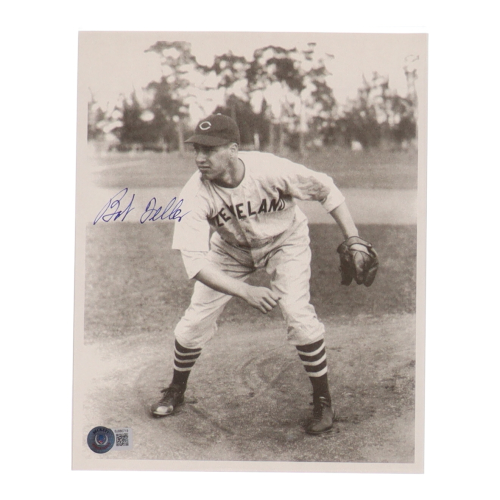 Bob Feller Signed Indians 8x10 Photo (Beckett) | Pristine Auction
