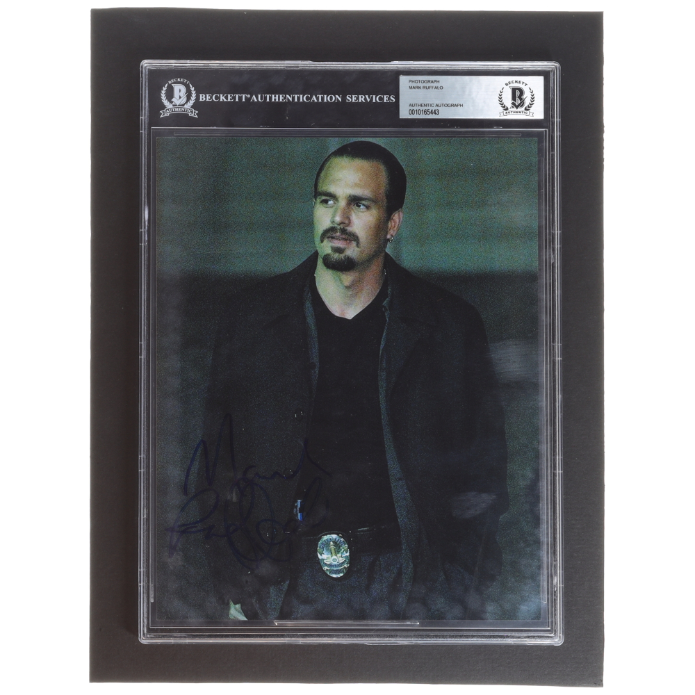 Mark Ruffalo Signed "Collateral" 8x10 Photo (BGS) | Pristine Auction