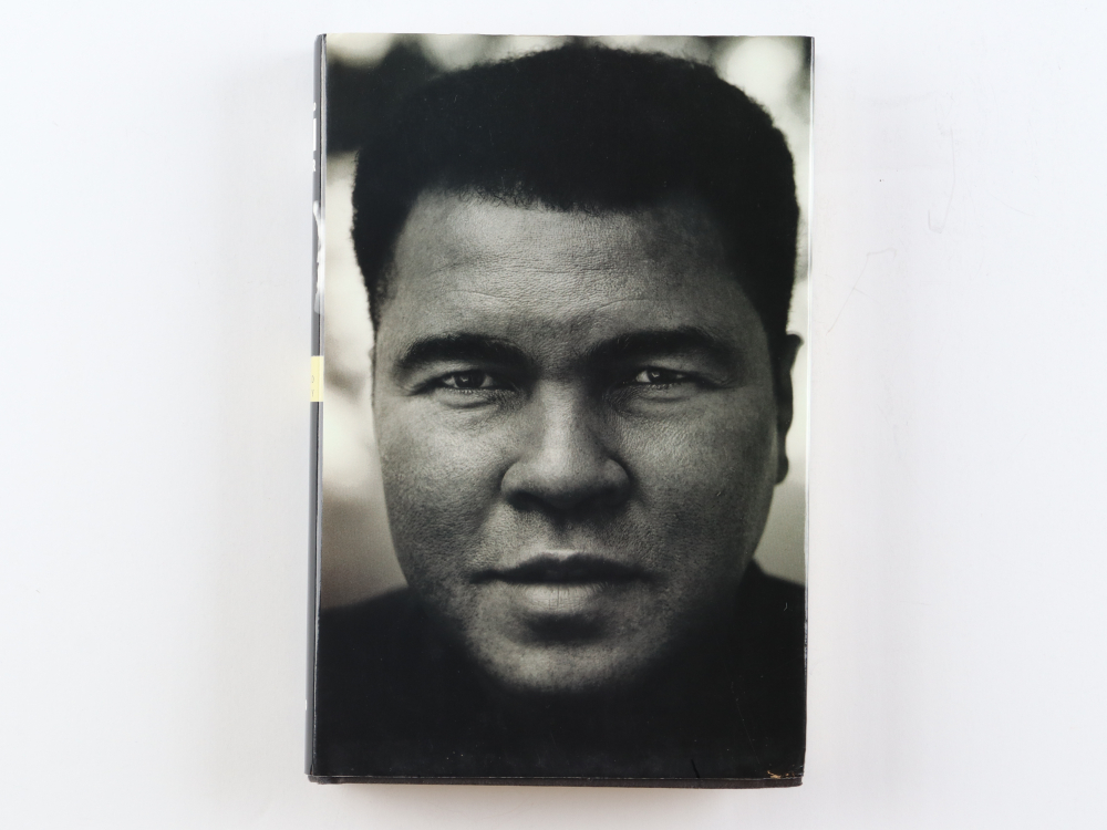 Muhammad Ali Signed "The Muhammad Ali Reader" Hardcover Book (PSA ...