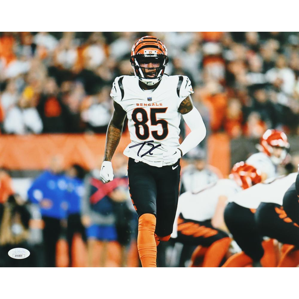 Tee Higgins Signed Bengals 11x14 Photo (JSA) | Pristine Auction