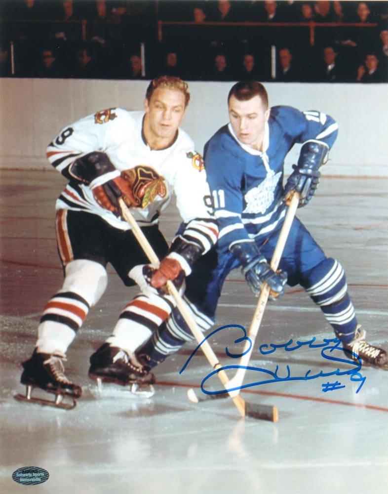 Bobby Hull Signed Blackhawks 8x10 Photo (Schwartz) | Pristine Auction