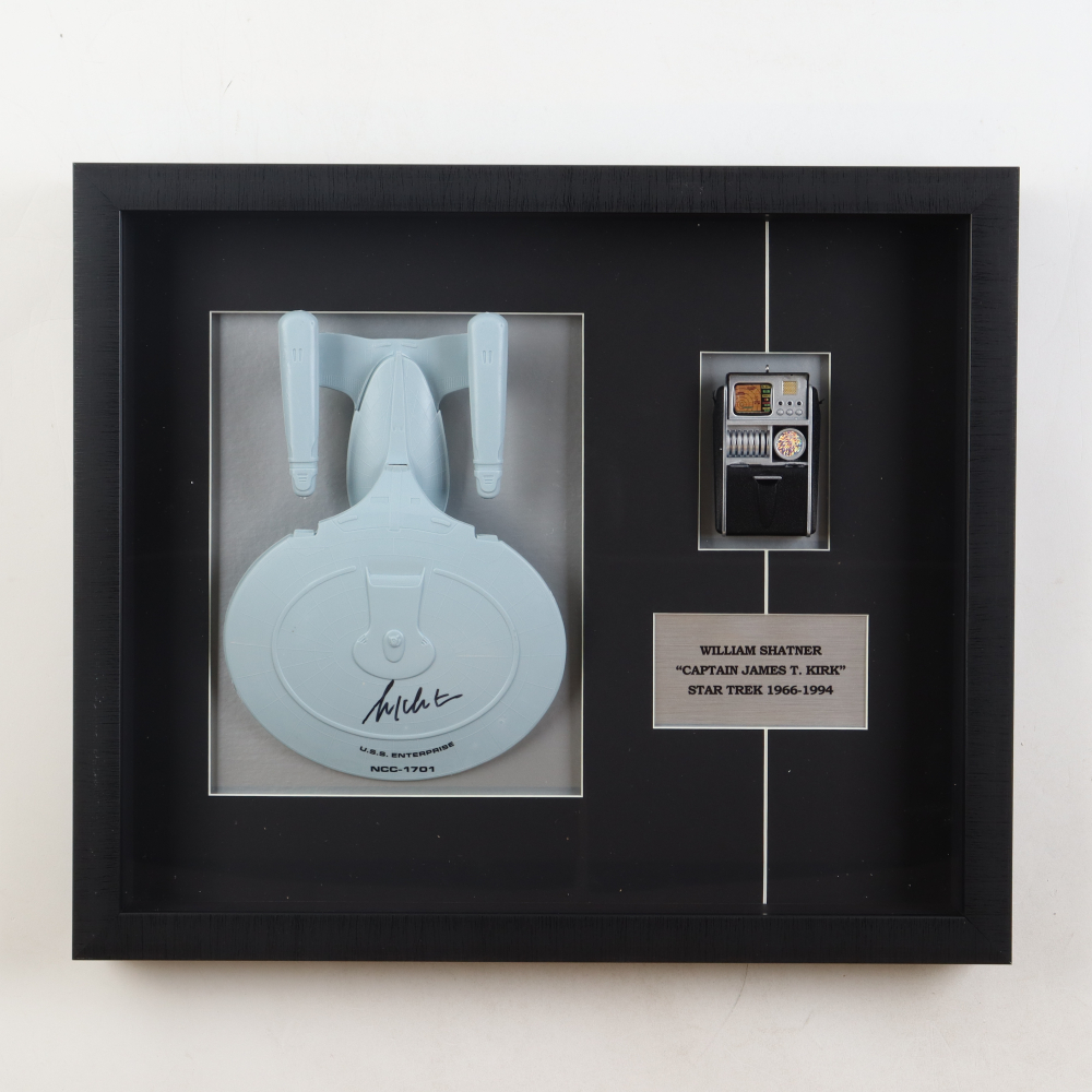 William Shatner Signed "Star Trek" USS Enterprise Starship Model Custom ...