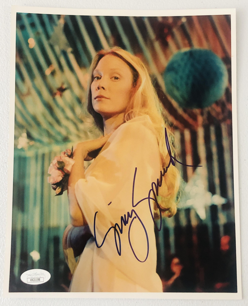 Sissy Spacek "Carrie" Signed 8x10 Photo (JSA) | Pristine Auction