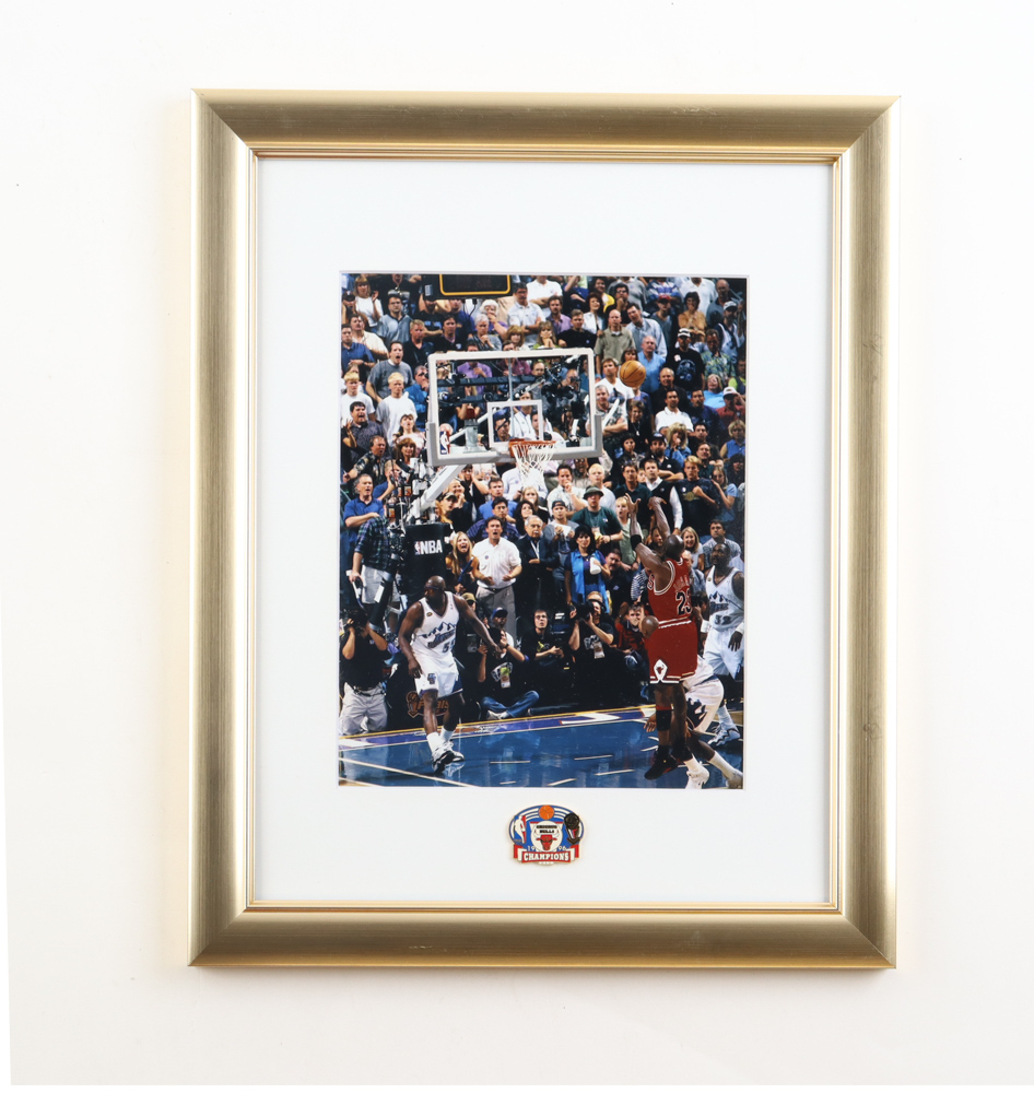 Michael Jordan "The Final Shot" Custom Framed Photo with Bulls ...