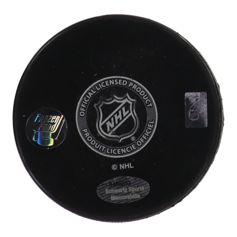 Ray Bourque Signed Bruins Logo Hockey Puck (Schwartz & Frozen Pond ...