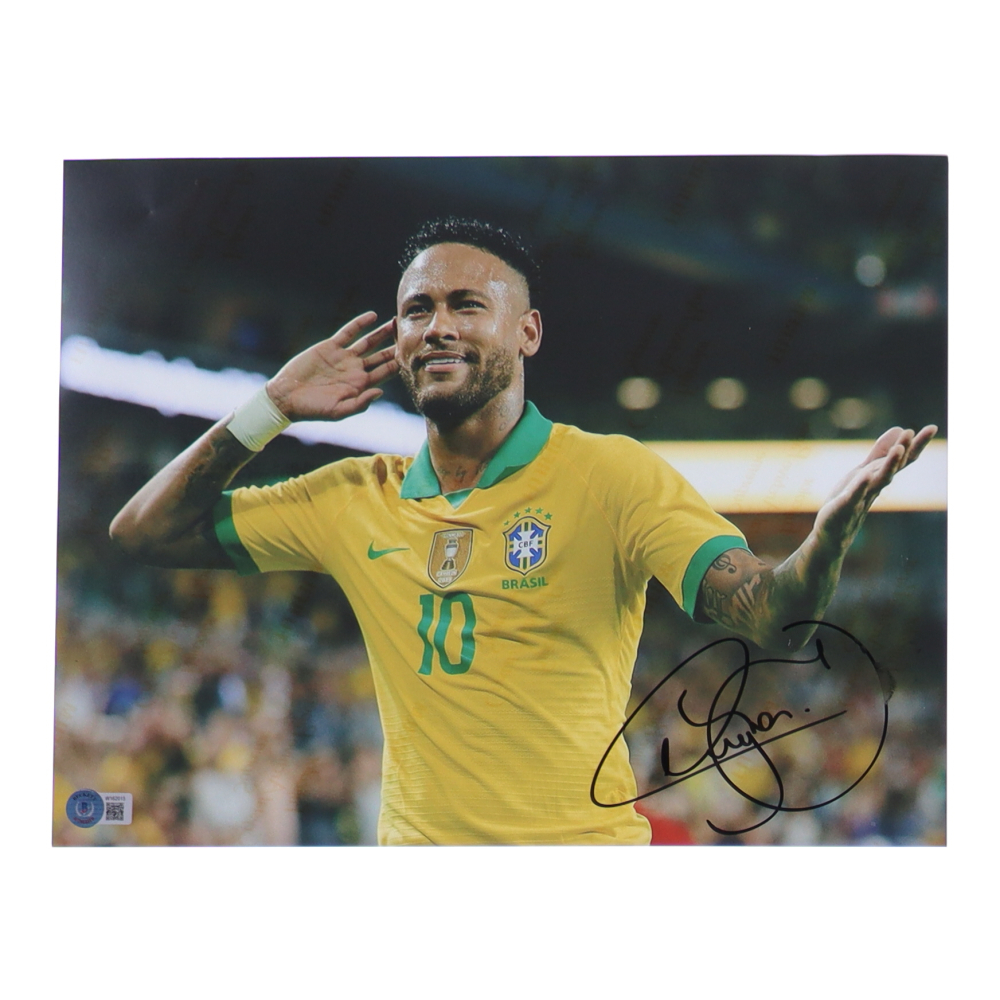 Neymar Signed Team Brazil 11x14 Photo (Beckett) | Pristine Auction