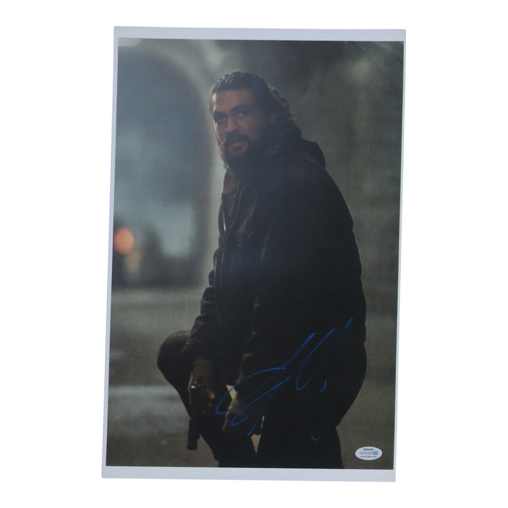 Jason Momoa Signed 11x17 Photo (AutographCOA) | Pristine Auction