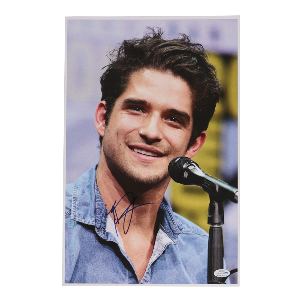 Tyler Posey Signed 11x17 Photo Acoa Pristine Auction