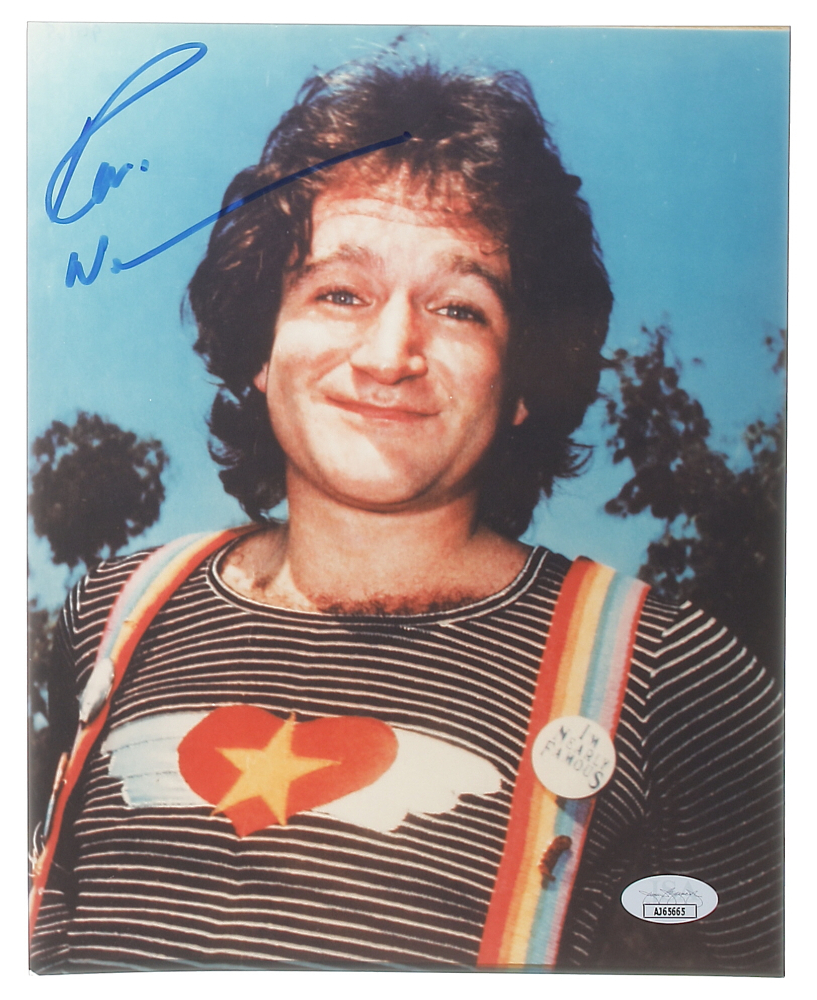 Robin Williams Signed 8x10 Photo (JSA) | Pristine Auction