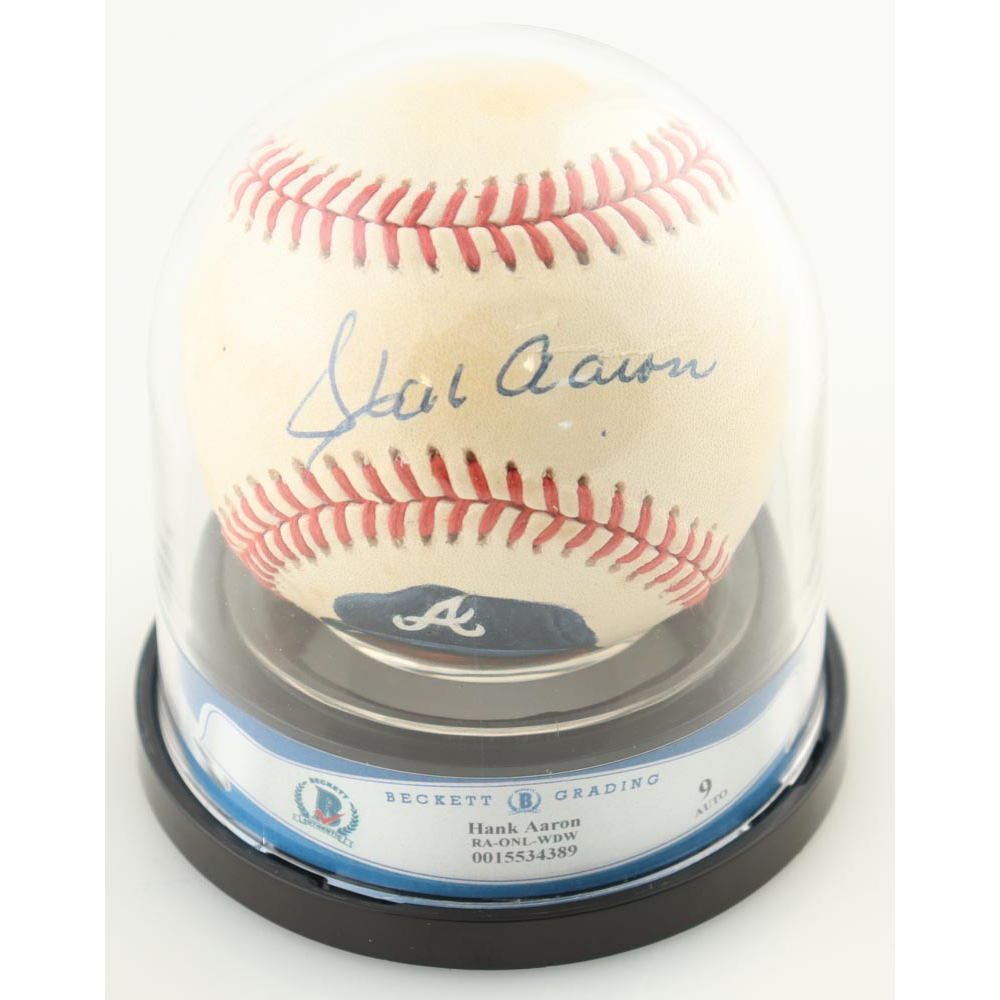 Hank Aaron Signed ONL Hand-Painted Baseball with High Quality Display ...