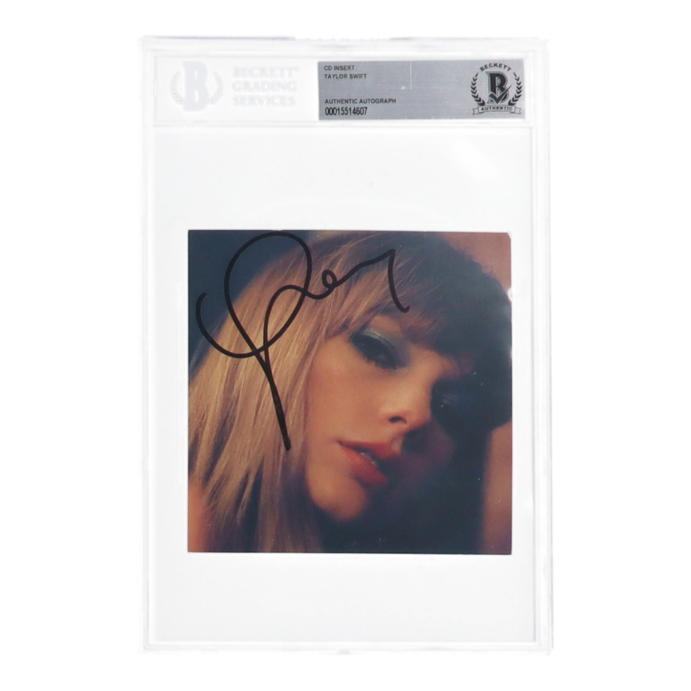 Taylor Swift Signed CD Insert (Beckett) | Pristine Auction