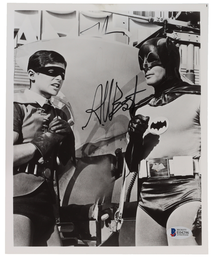 Adam West Signed "Batman" 8x10 Photo (Beckett) | Pristine Auction