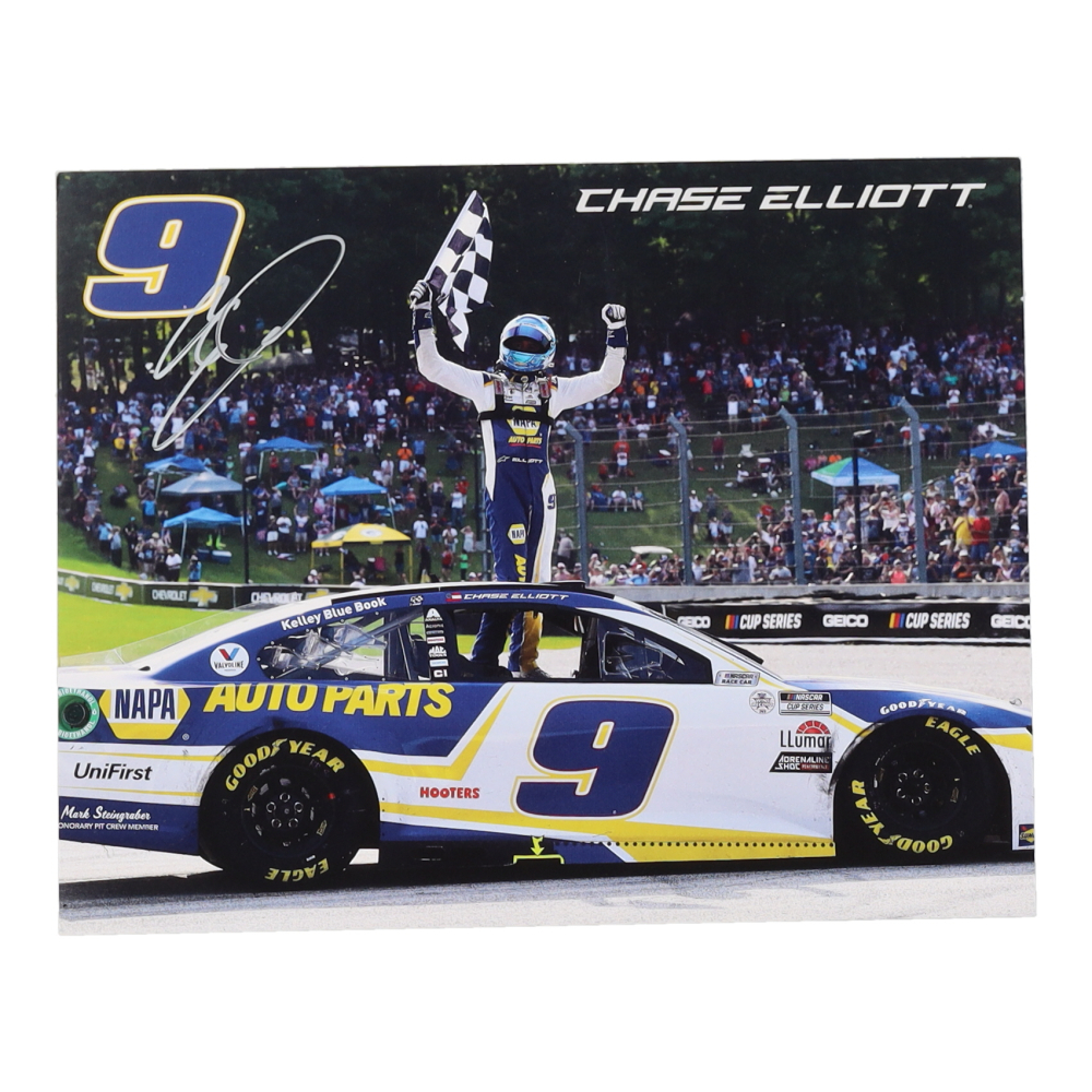 Chase Elliott Signed NASCAR 8x10 Photo (PSA) | Pristine Auction
