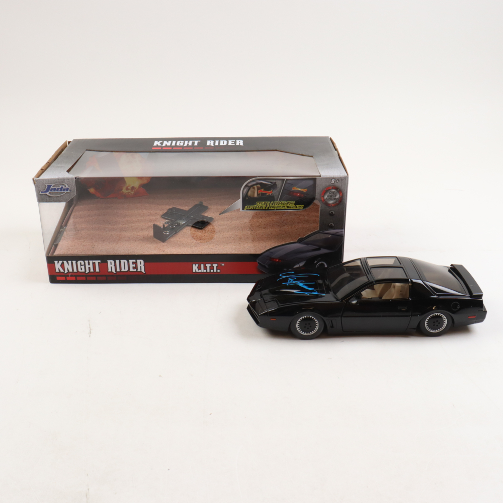 David Hasselhoff Signed "Knight Rider" 1:24 Diecast Car (Beckett ...