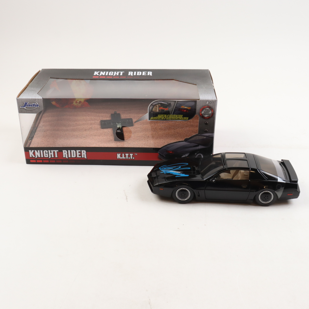 David Hasselhoff Signed "Knight Rider" 1:24 Diecast Car (Beckett ...
