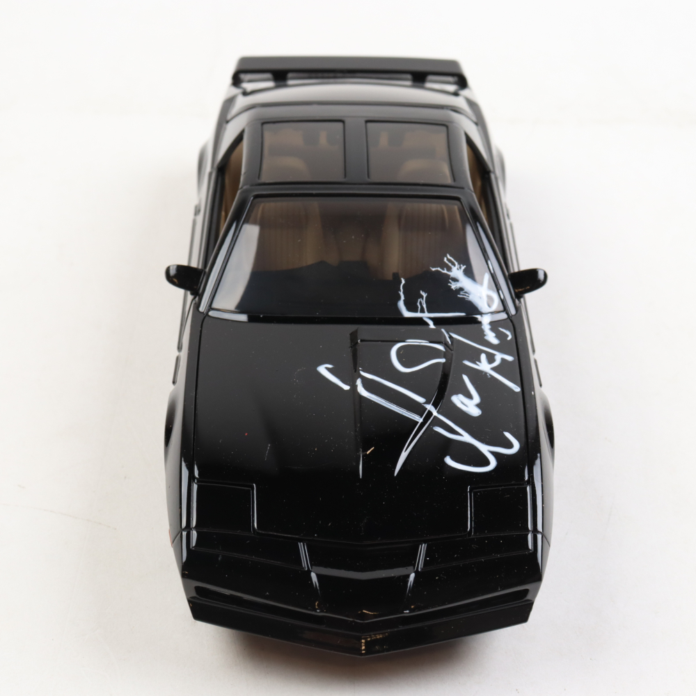David Hasselhoff Signed "Knight Rider" 1:24 Diecast Car (Beckett ...