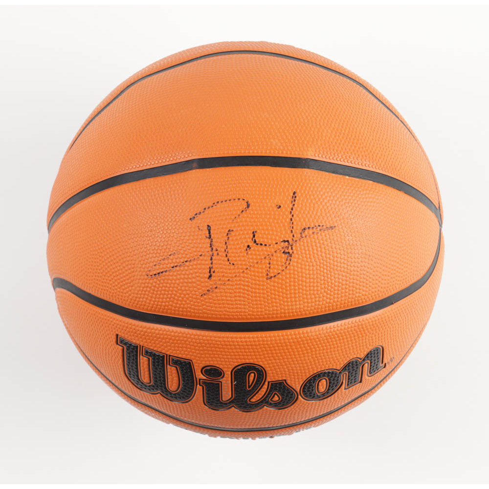 Patty Mills Signed Basketball (Beckett) | Pristine Auction