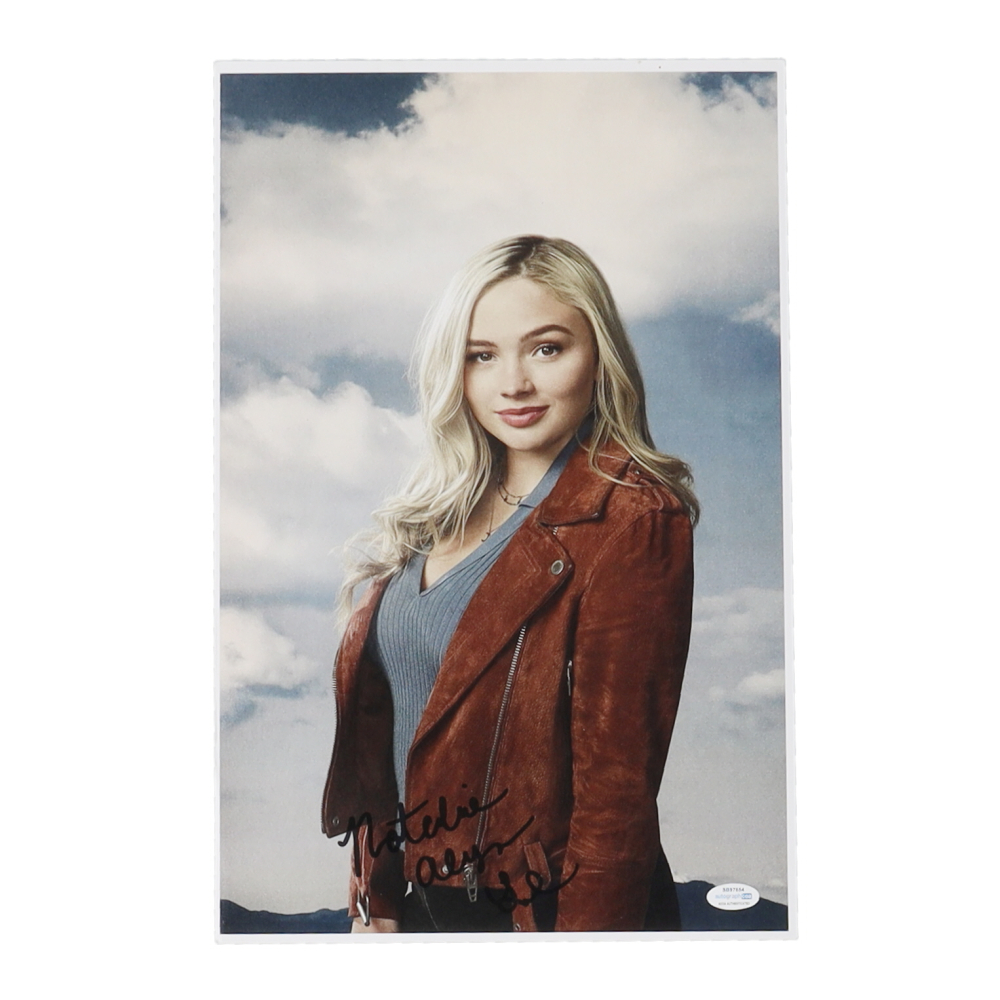 Natalie Alyn Lind Signed Big Sky 11x17 Photo Acoa Pristine Auction