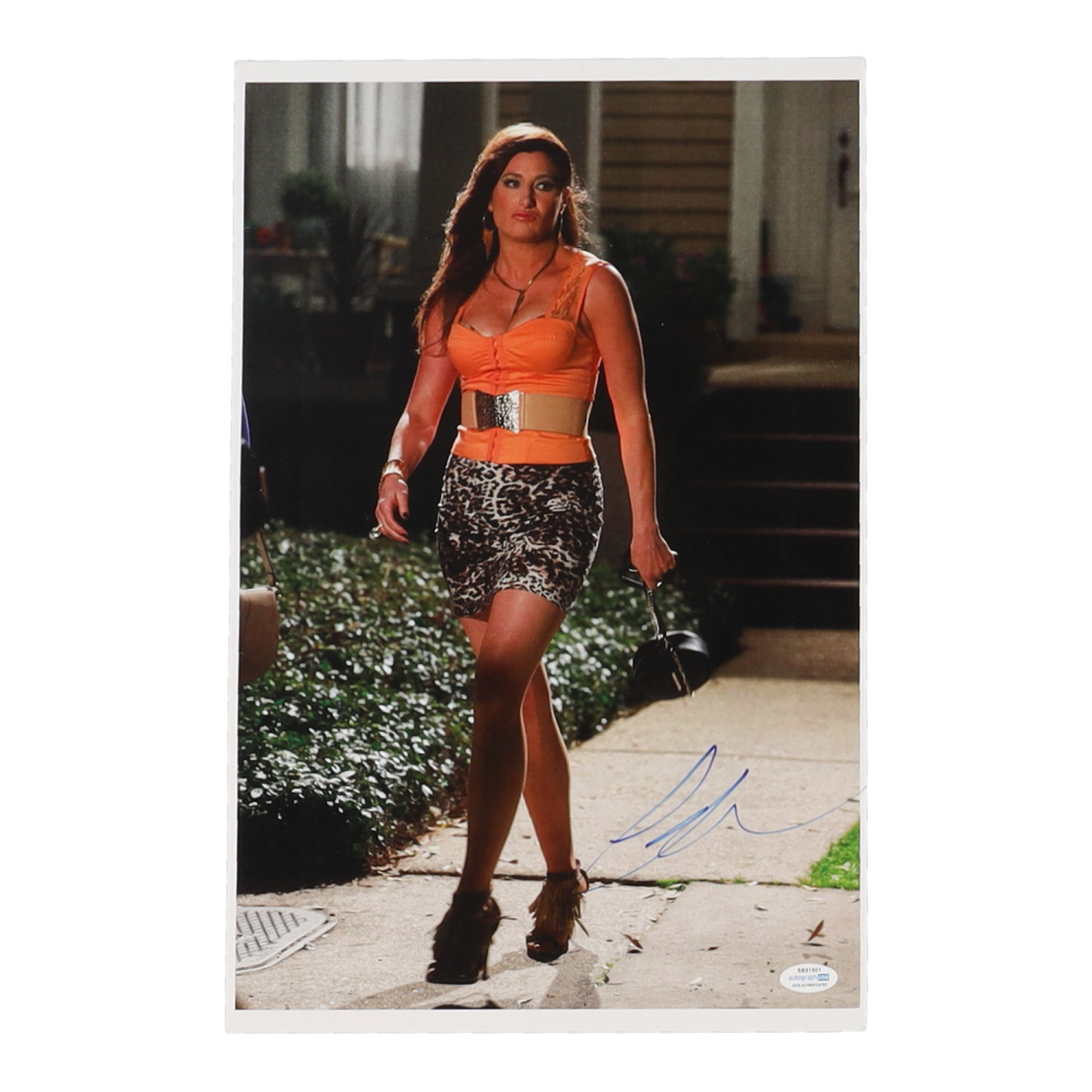 Kathryn Hahn Signed "Bad Moms" 11x17 Photo (ACOA) | Pristine Auction