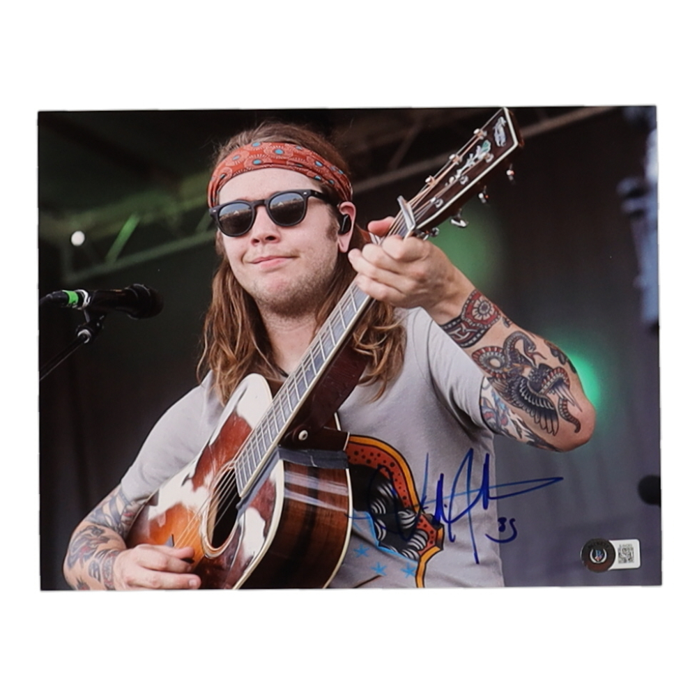 Billy Strings Signed 8x10 Photo (Beckett) | Pristine Auction