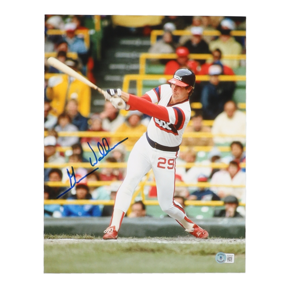 Greg Walker Signed White Sox 11x14 Photo (Beckett) | Pristine Auction