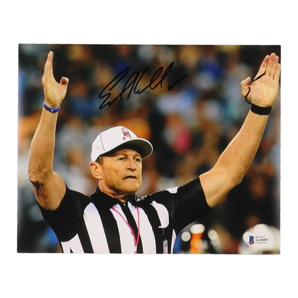 Ed Hochuli Signed 8x10 Photo (Beckett) | Pristine Auction