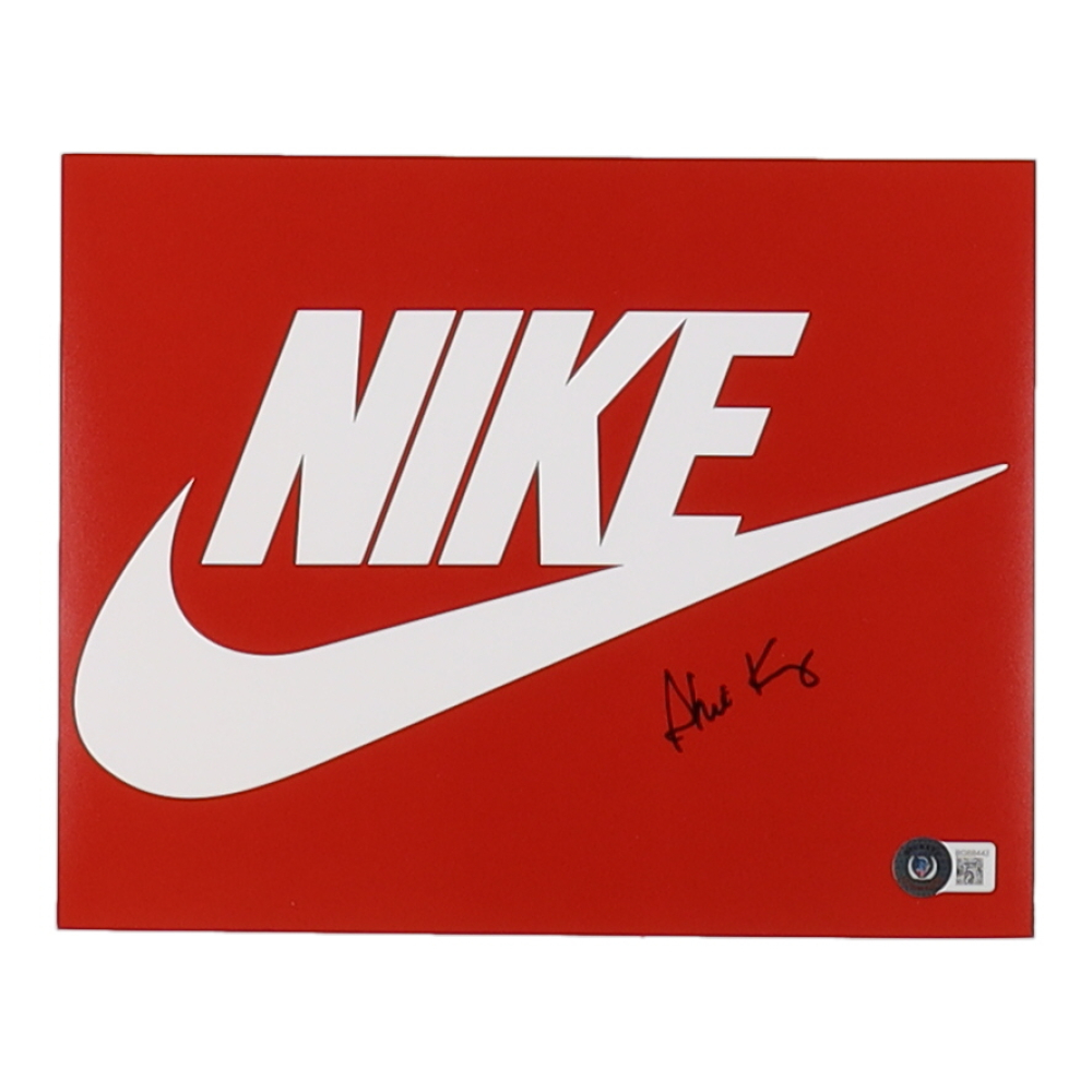 Phil Knight Signed Nike 8x10 Photo (Beckett) | Pristine Auction