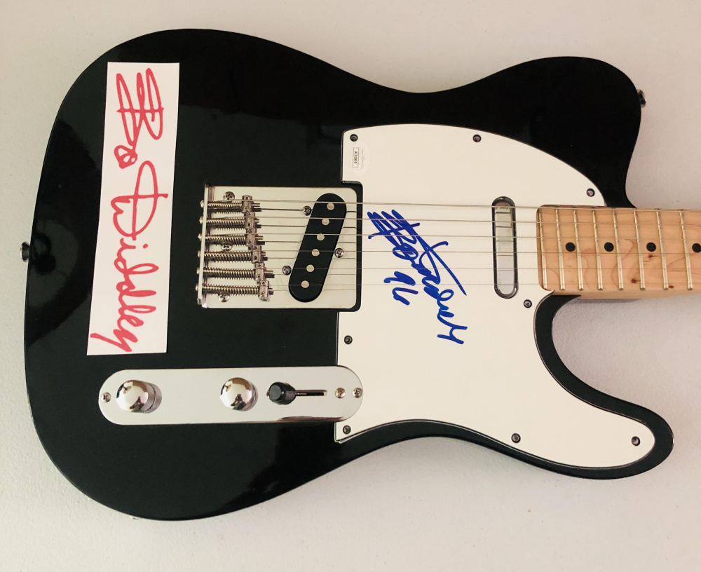 Bo Diddley Signed Full-Size Electric Guitar (JSA) | Pristine Auction