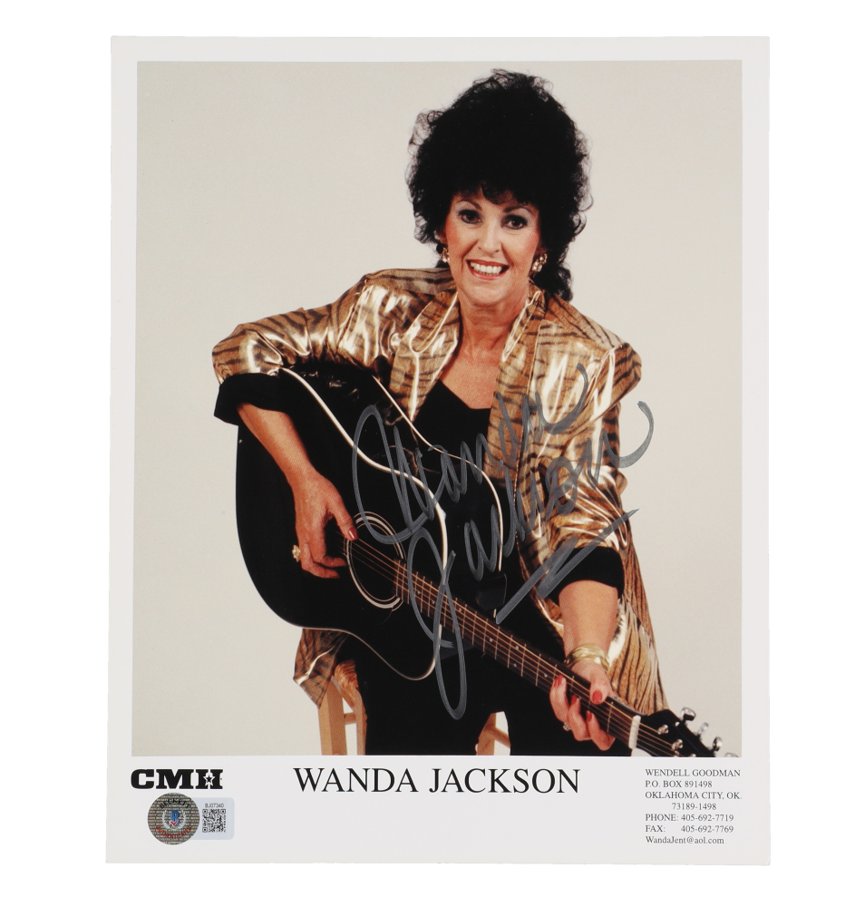 Wanda Jackson Signed 8x10 Photo (Beckett) | Pristine Auction
