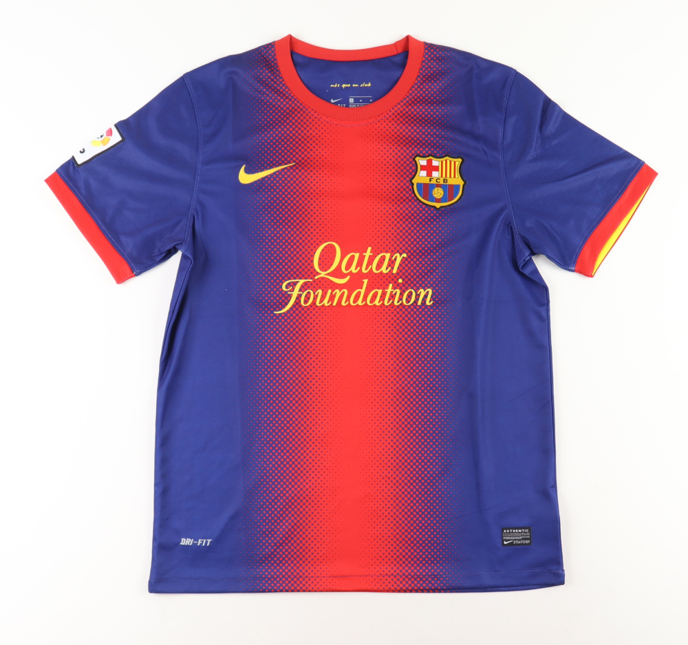 Lionel Messi Signed Barcelona Jersey (Beckett) | Pristine Auction