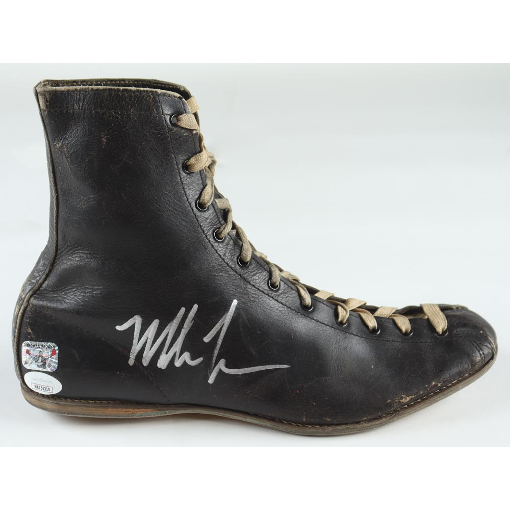 Mike Tyson Signed Vintage Leather Boxing Boot (JSA & Tyson) | Pristine ...