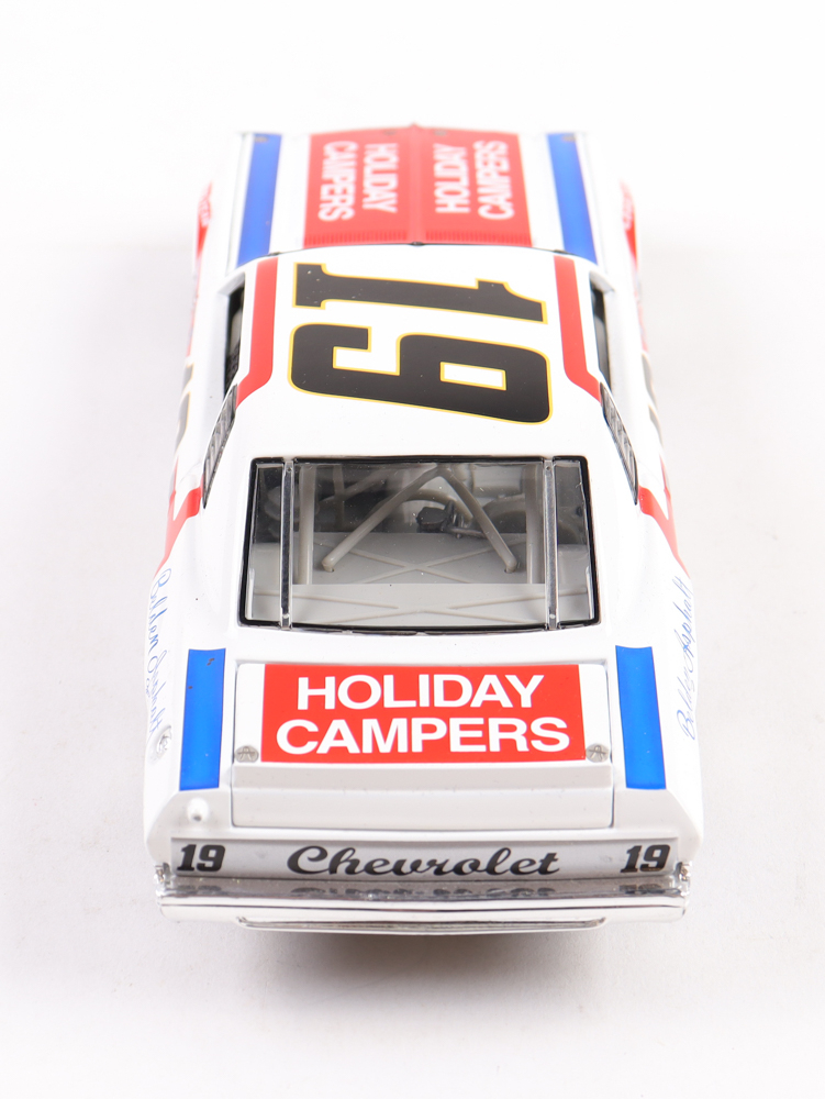 Dale Earnhardt LE #19 Belden Asphalt 1977 Malibu Elite 1:24 Diecast Car ...