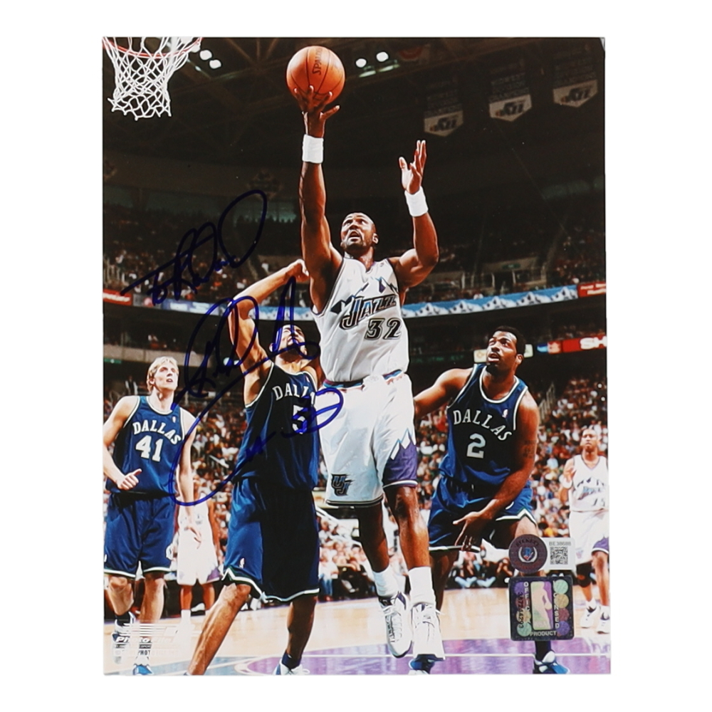Karl Malone Signed Jazz 8x10 Photo (Beckett) | Pristine Auction