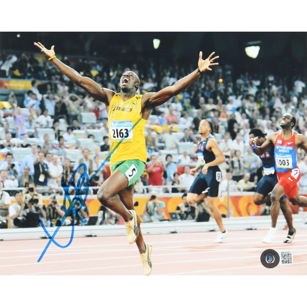 Usain Bolt Signed Team Jamaica 8x10 Photo (Beckett) | Pristine Auction