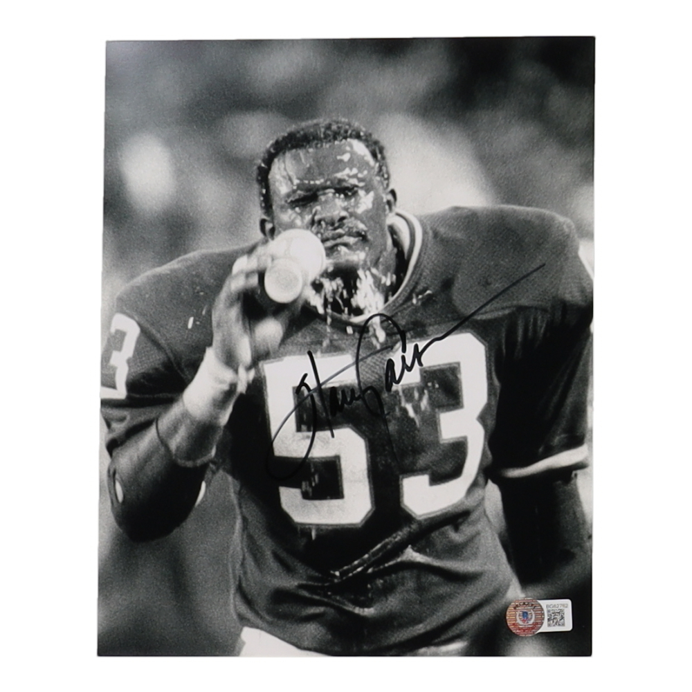 Harry Carson Signed Giants 8x10 Photo (Beckett) | Pristine Auction