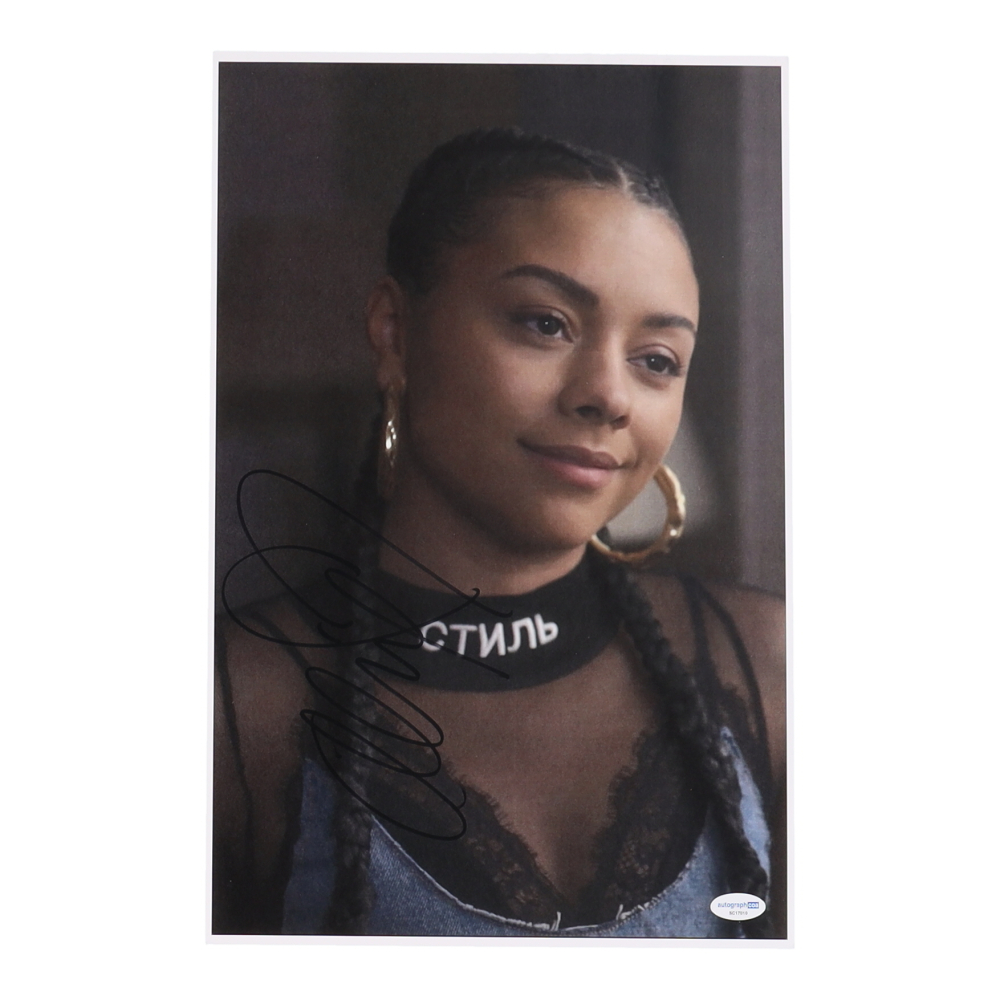 Alix Lapri Signed "Power" 11x17 Photo (ACOA) | Pristine Auction