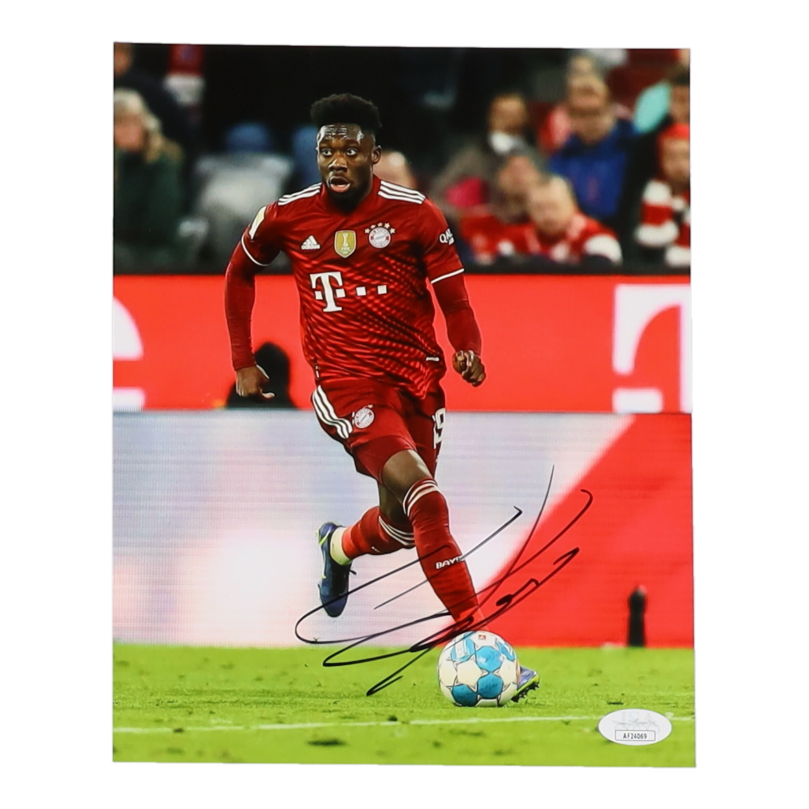 Alphonso Davies Signed Munich 8x10 Photo (JSA) | Pristine Auction