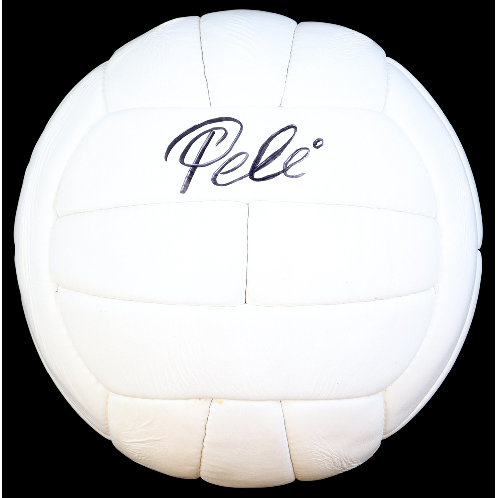 Pele Signed Soccer Ball (Beckett) | Pristine Auction