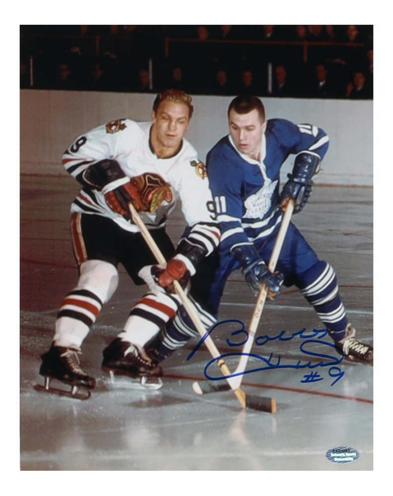 Bobby Hull Signed Blackhawks 8x10 Photo (Schwartz) | Pristine Auction