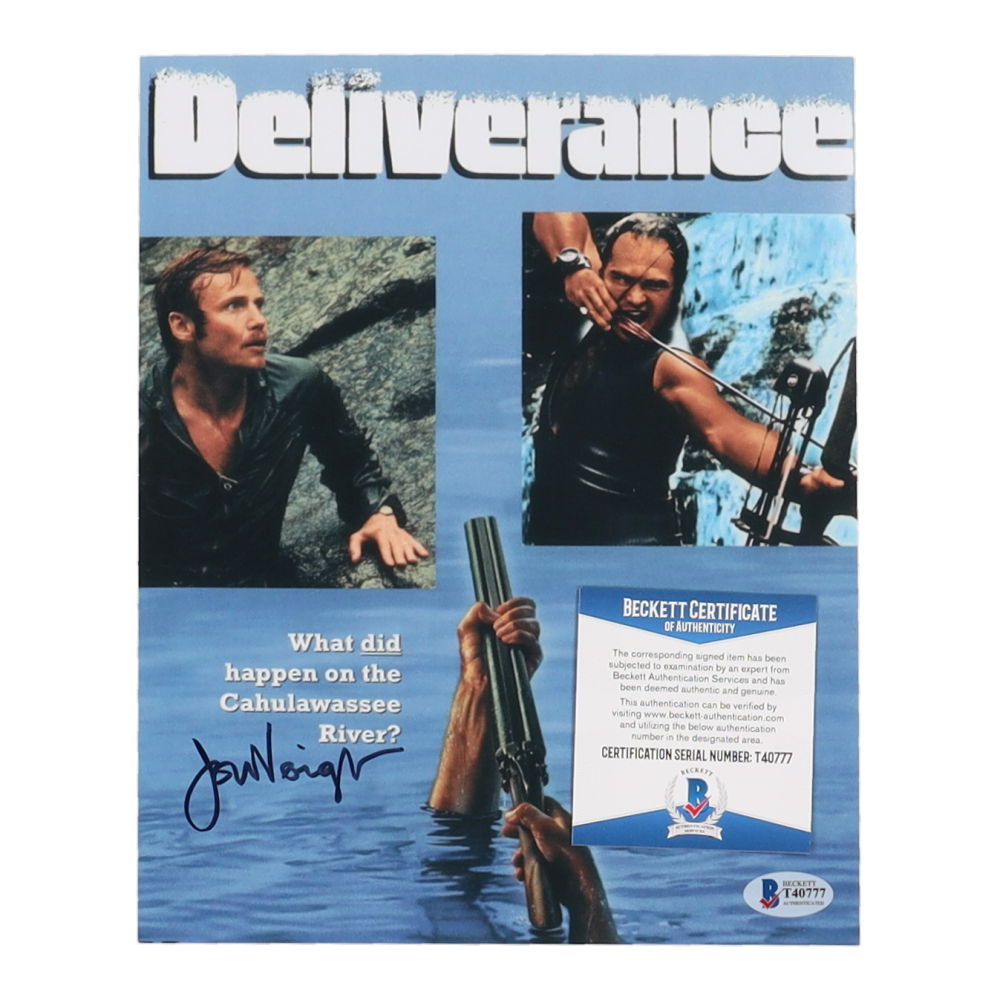 Jon Voight Signed "Deliverance" 8x10 Photo (Beckett) | Pristine Auction