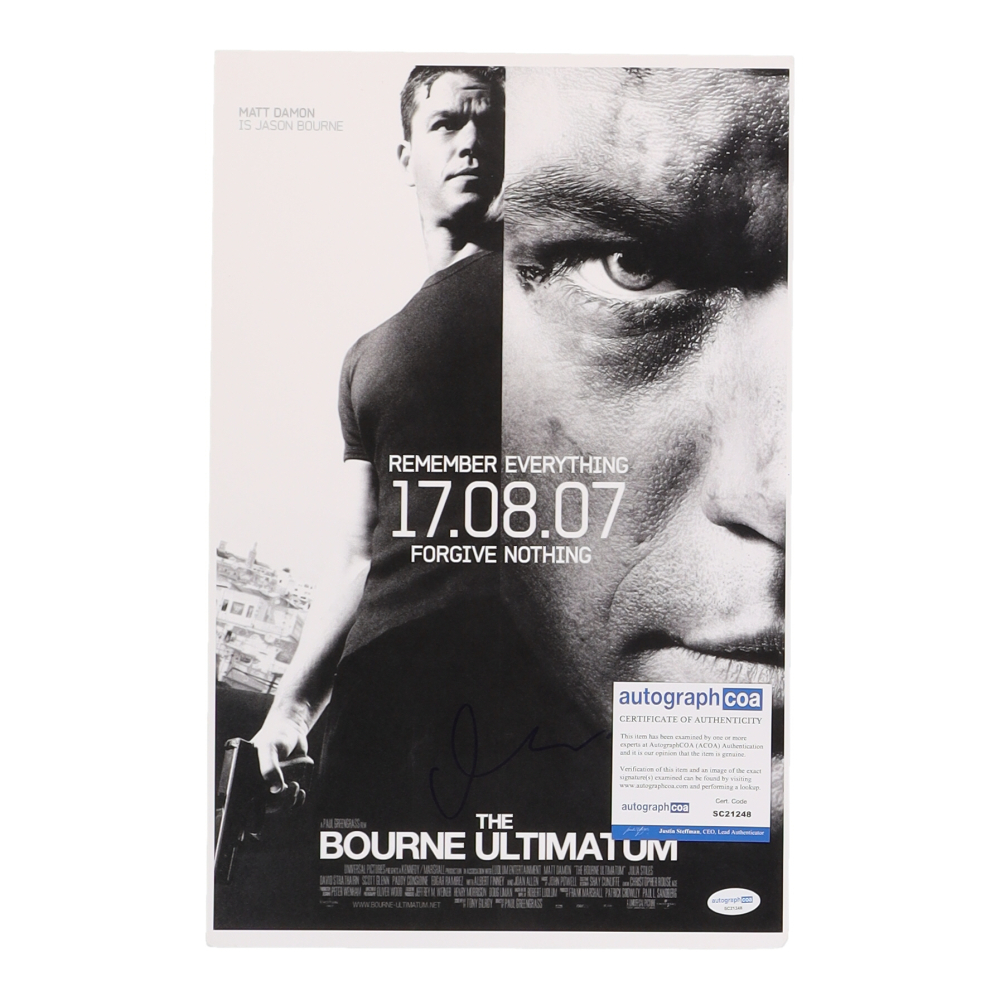 Matt Damon Signed 11x17 Photo (AutographCOA) | Pristine Auction