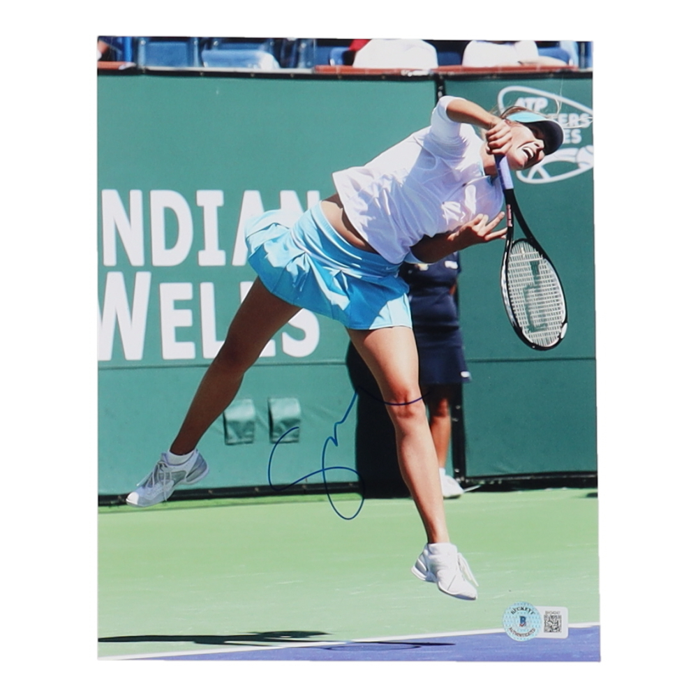 Maria Sharapova Signed 8x10 Photo (Beckett) | Pristine Auction