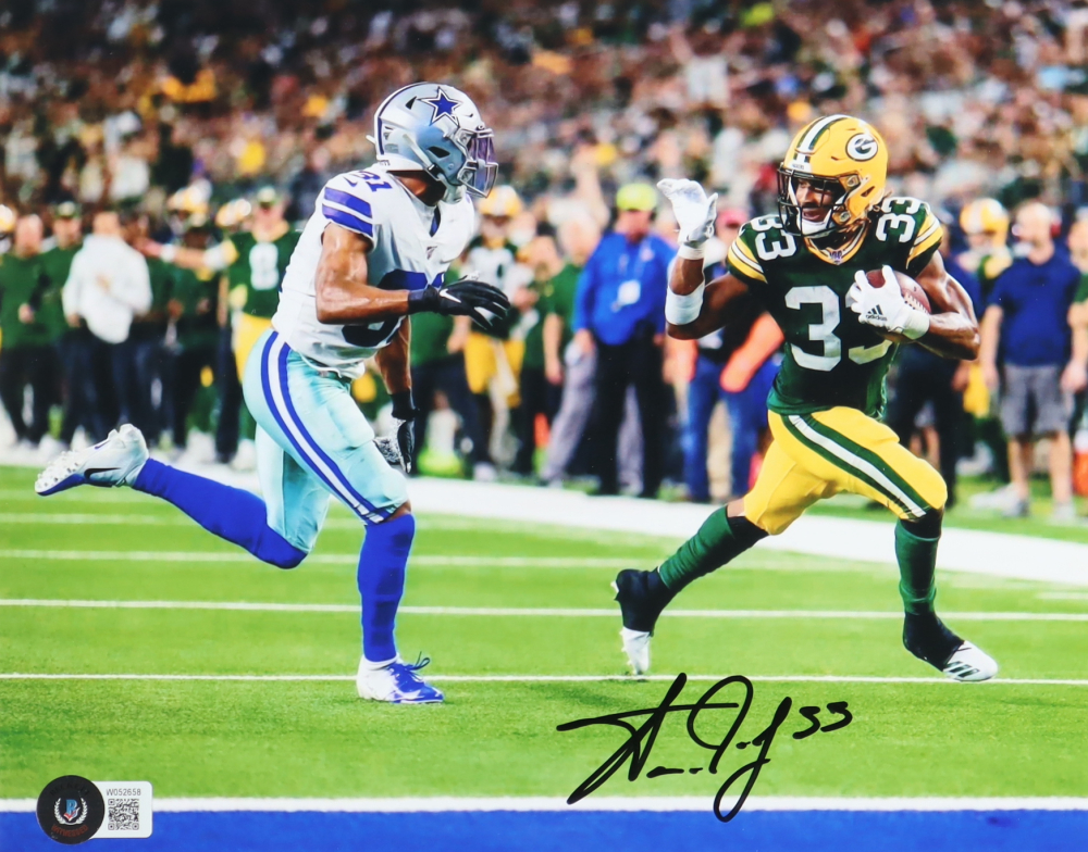 Aaron Jones Signed Packers 8x10 Photo (Beckett) | Pristine Auction