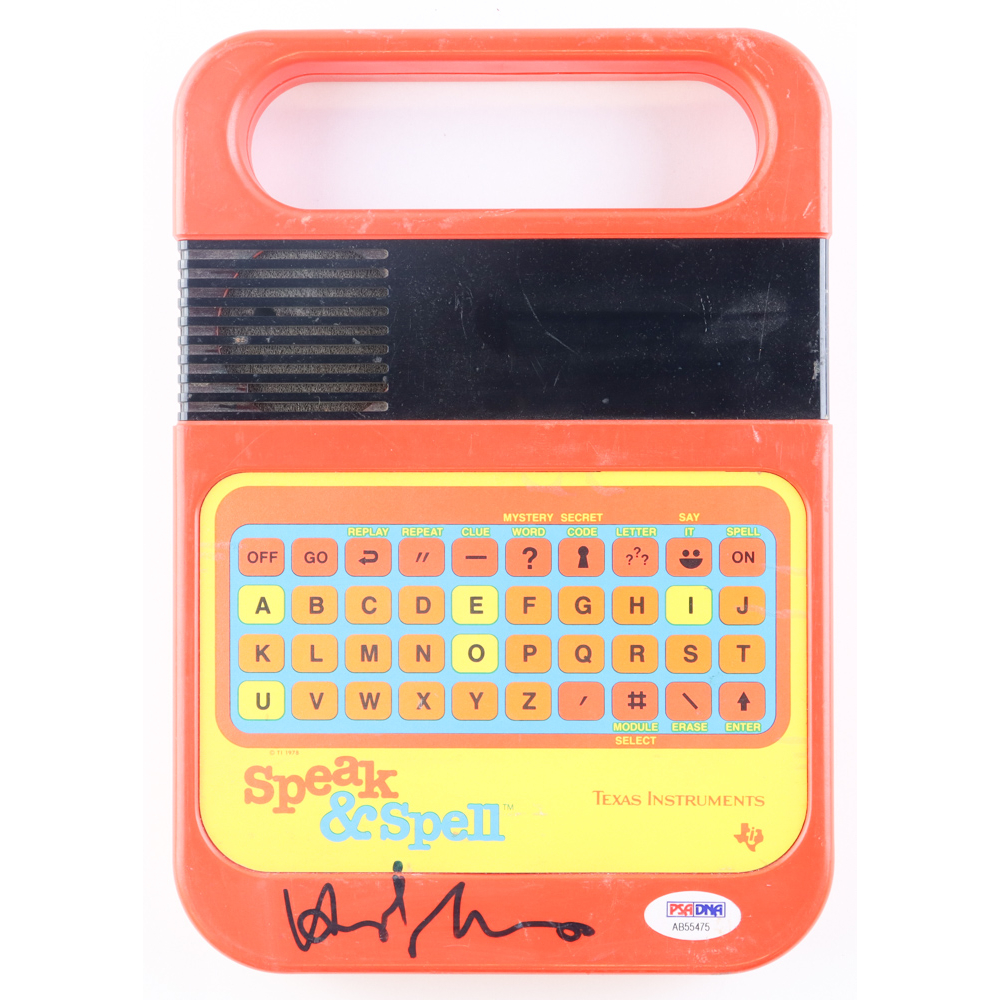 Henry Thomas Signed "Speak & Spell" Toy (PSA) | Pristine Auction
