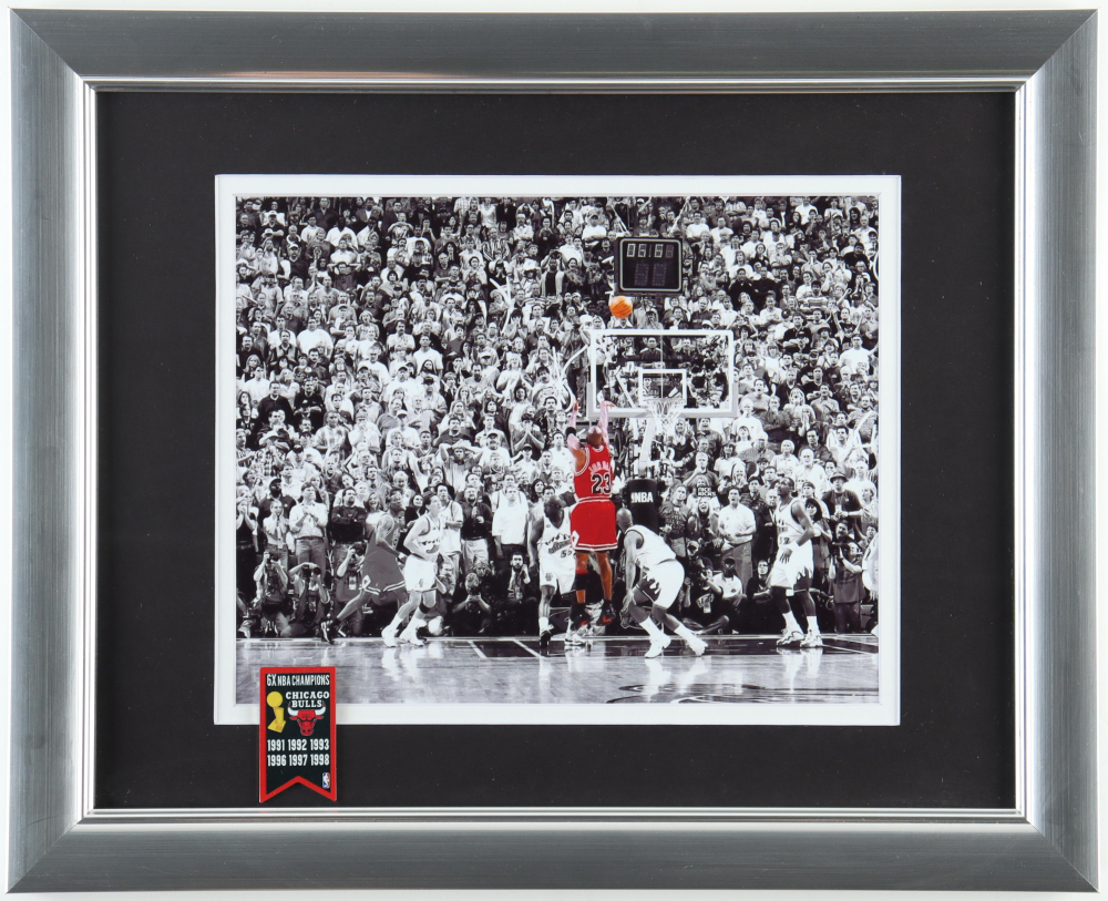 Michael Jordan Bulls "The Final Shot" Custom Framed Photo Display with ...