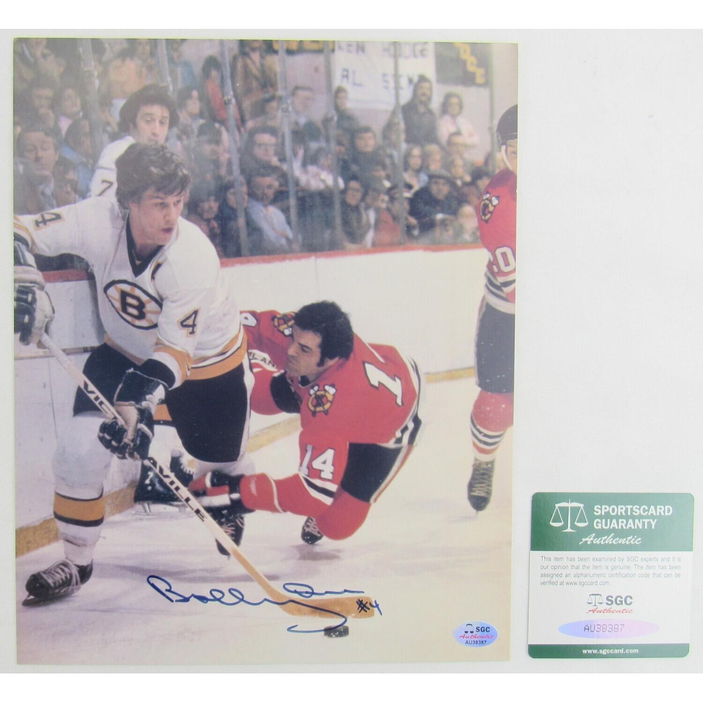 Bobby Orr Signed 8x10 Photo (SGC) | Pristine Auction