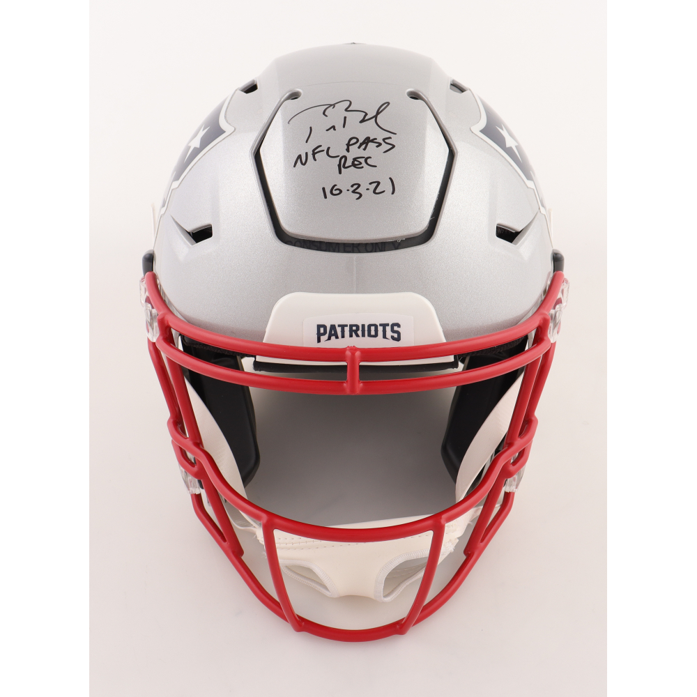 Tom Brady Signed Patriots Full-Size Authentic SpeedFlex Helmet ...